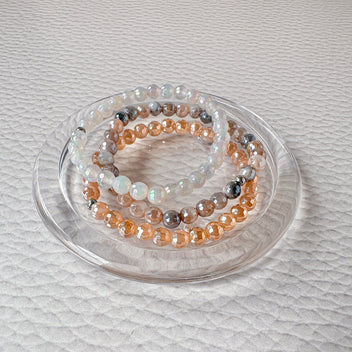 Perfect Fit: A Guide to Women's Wrist & Bracelet Sizes